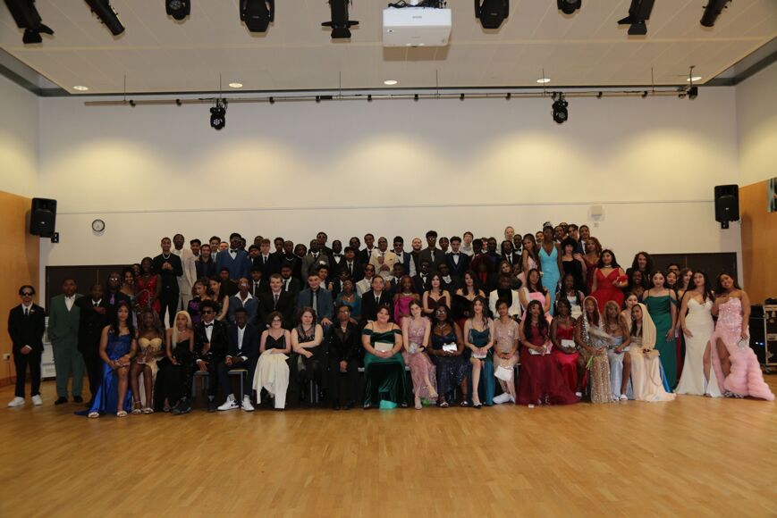 Year 11 Prom 2024 - News - The Urswick School